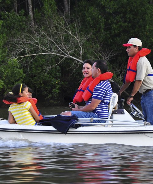 Expedición en el Lago Gatún - Excelencia en viajes Panama
